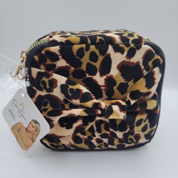 Jessica Simpson | Bags | New Jessica Simpson Leopard Print Jewelry ...